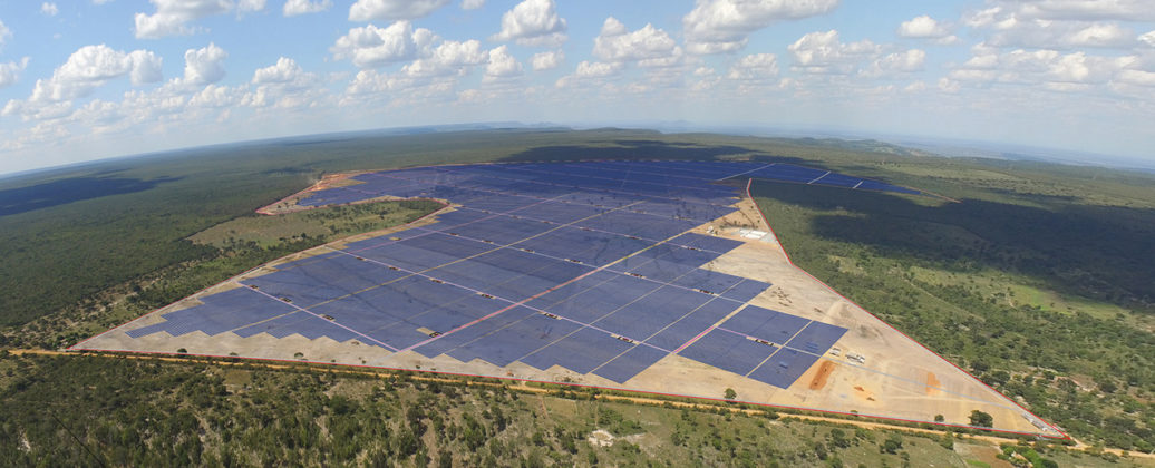 Brasil inicia operações dos dois maiores parques solares da América ...
